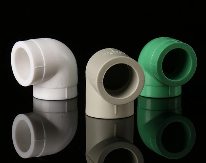 90 ° Right Angle Equal Diameter Elbow PPR Pipe Fittings Engineering